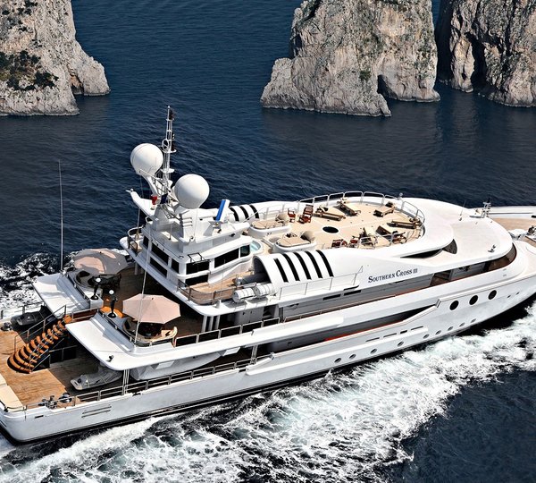 Yacht LADY A, Luxury Motor Yacht | CHARTERWORLD Luxury Superyacht Charters